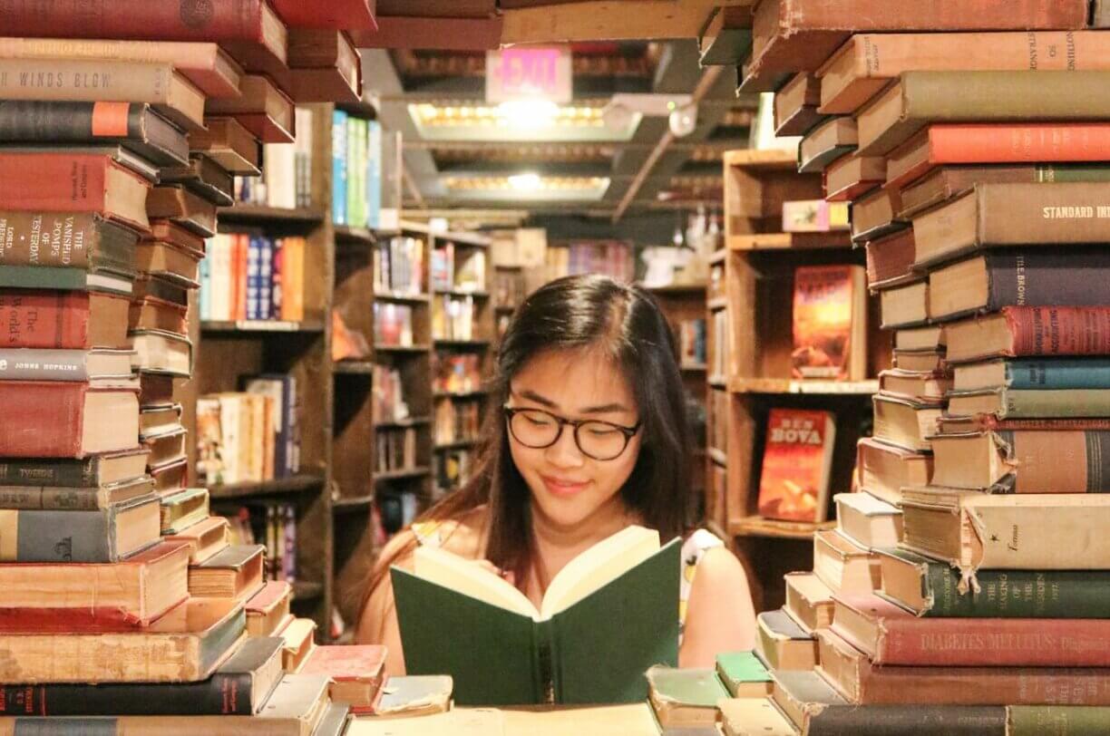 16 English Phrasal Verbs With Take